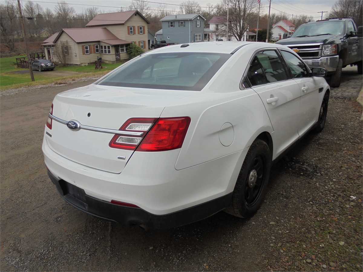 2013 Ford Taurus Interceptor Online Government Auctions of Government ...