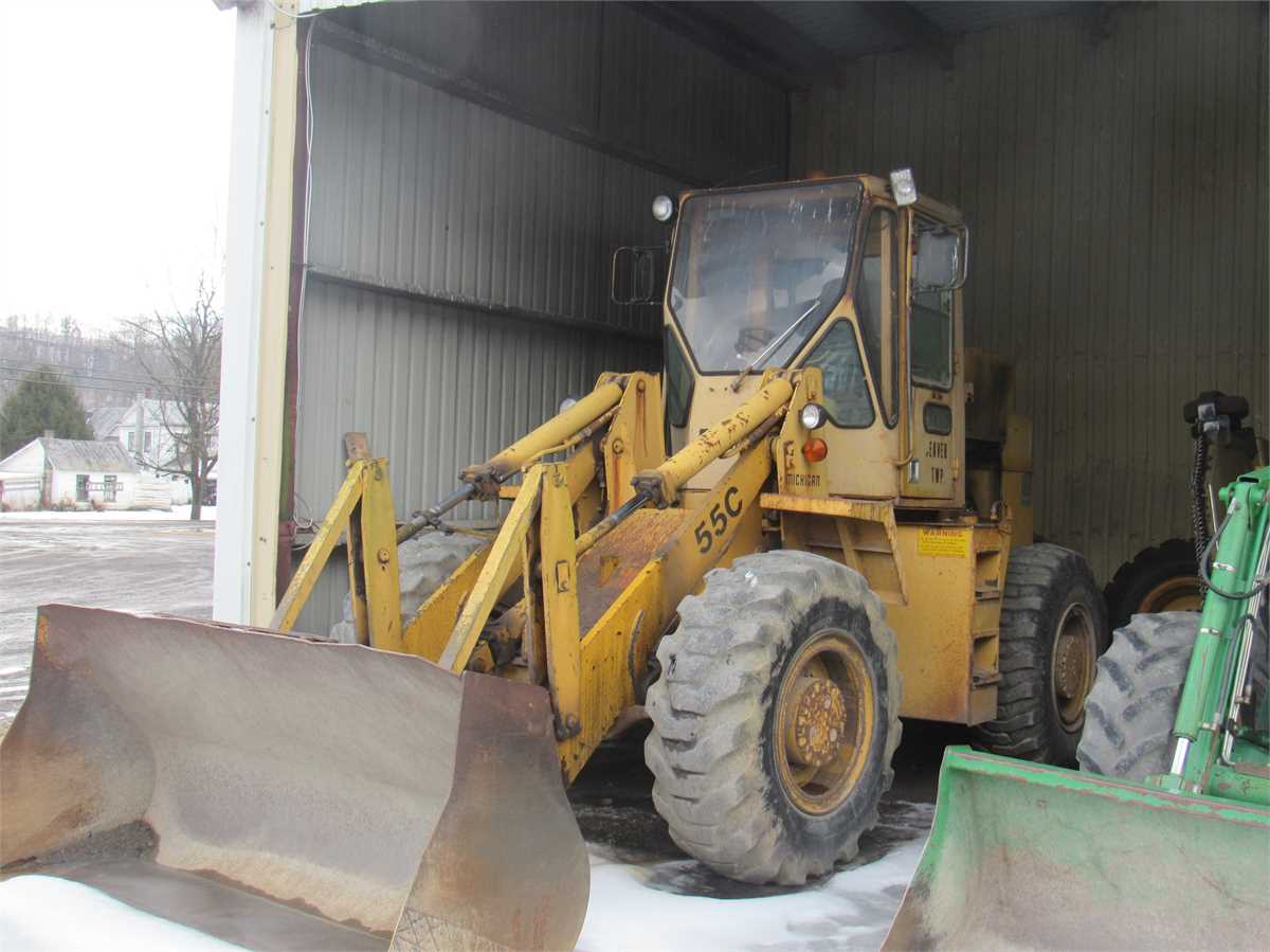 1981 Clark 55C Loader Online Government Auctions of Government Surplus ...