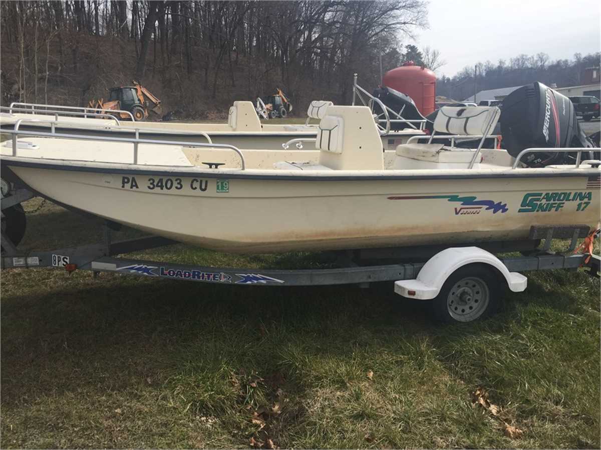 16 foot 2005 Carolina Skiff Online Government Auctions of Government ...