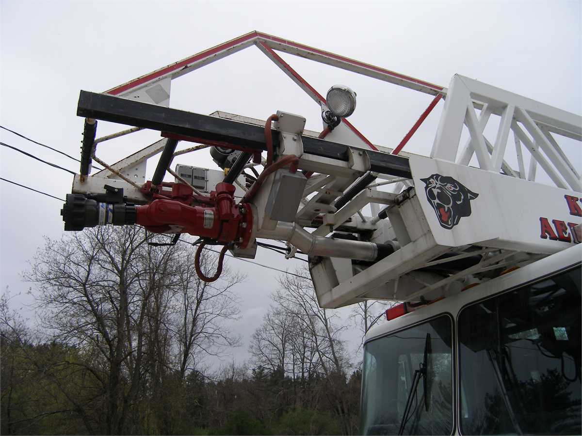 1997 KME "AerialCat" 100 Foot Aerial Ladder Truck Online Government ...