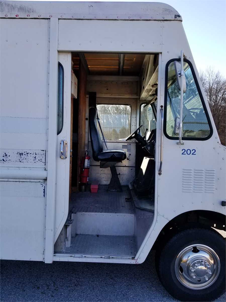 1995 Chevrolet Step Van Online Government Auctions of Government ...