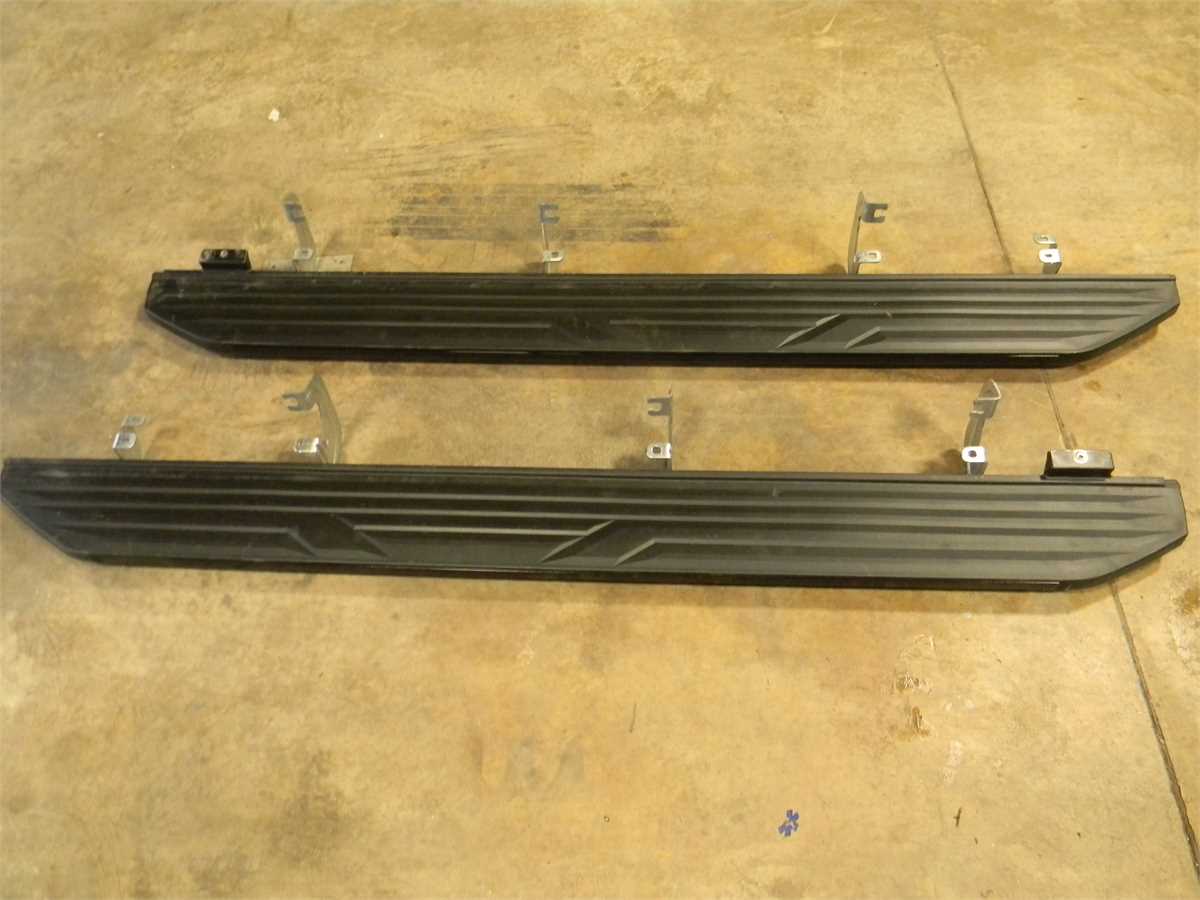 2021 Chevy Tahoe PPV Running Boards Online Government Auctions of ...