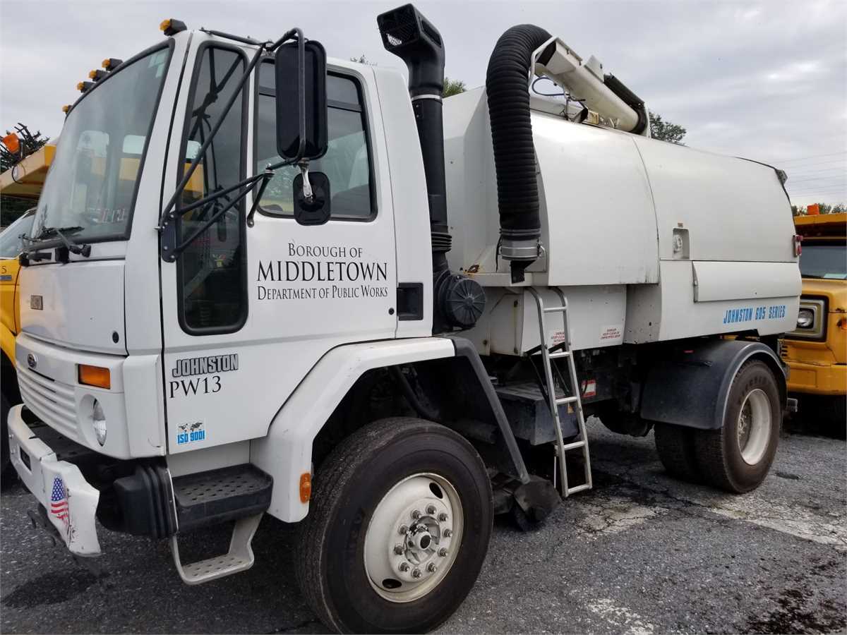 2000 Johnson 605 Series Street Sweeper Online Government Auctions of ...
