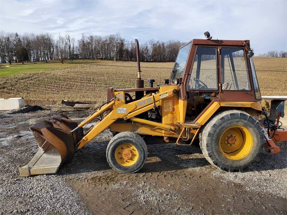 Case 480E Construction King - Tractor and Loader (4WD) Online Government Auctions of Government ...