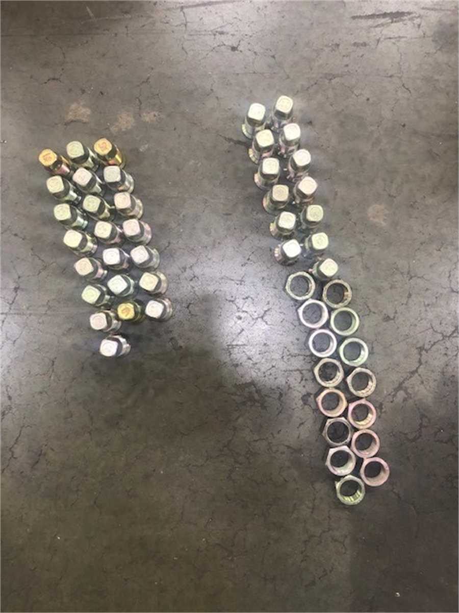 bud type wheel studs and nuts Online Government Auctions of Government ...