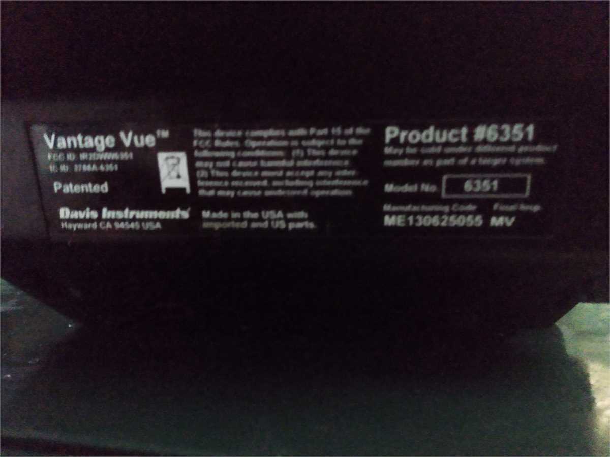 DAVIS VUE 6351 WEATHER STATION and COUNSEL WITH PELICAN CASE Online ...